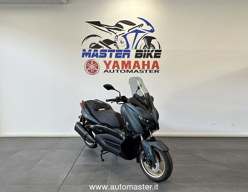 Wottan-storm-300-s-design-simile-a-yamaha-t-max in vendita in Motori in ...