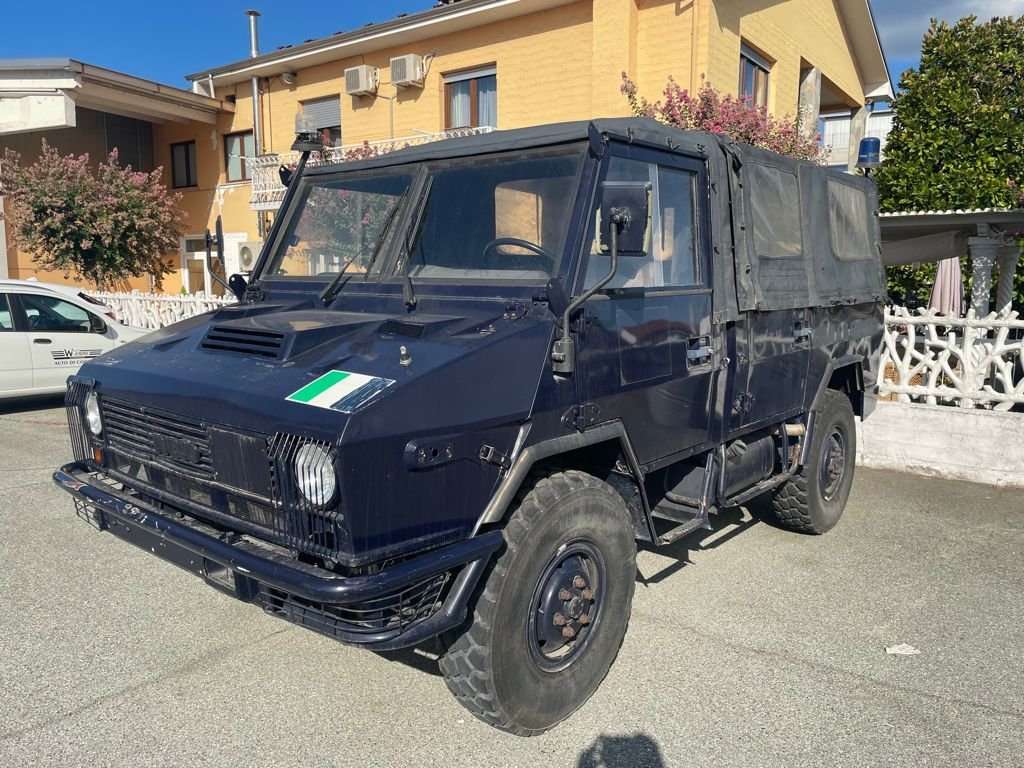 Iveco-vm-90-autovettura-9-posti in vendita in Motori in Tutta Italia