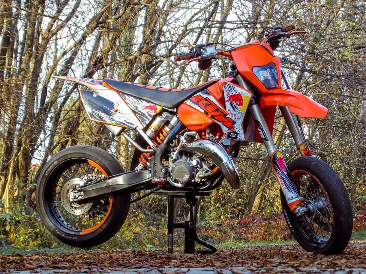 Kl-kxe-125-kxe-motard-abs in vendita in Motori in Tutta Italia