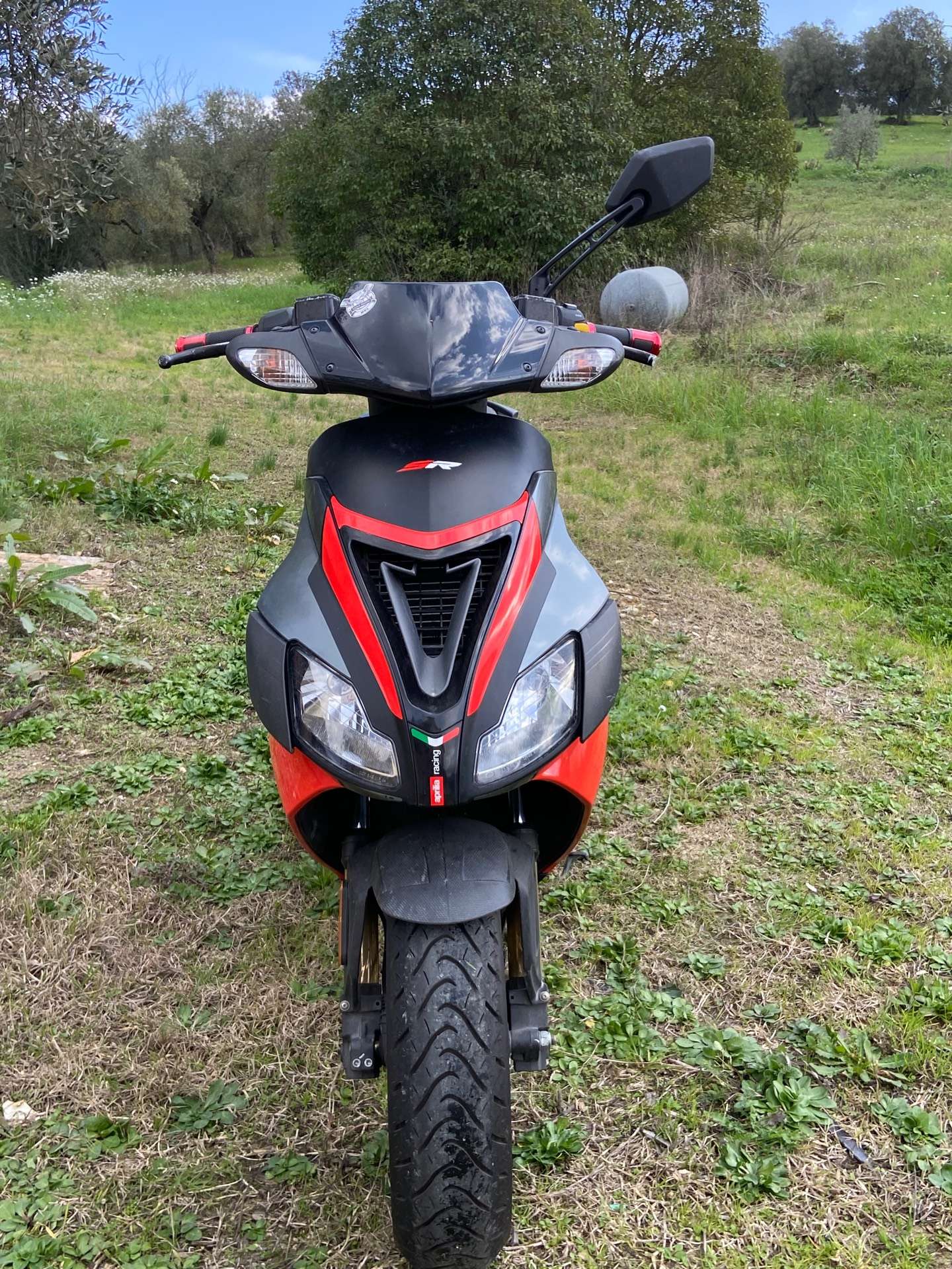 Aprilia-sr-gt-200-rate-da-giugno-o-interessi-0 in vendita in Motori in ...
