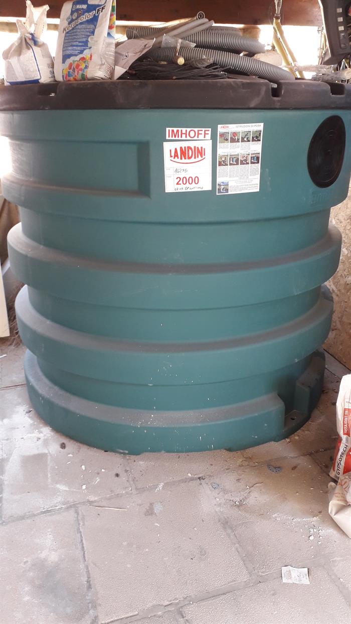 Fossa-biologica-tipo-imhoff-bioflux-2000-litri in vendita in Lavoro e ...