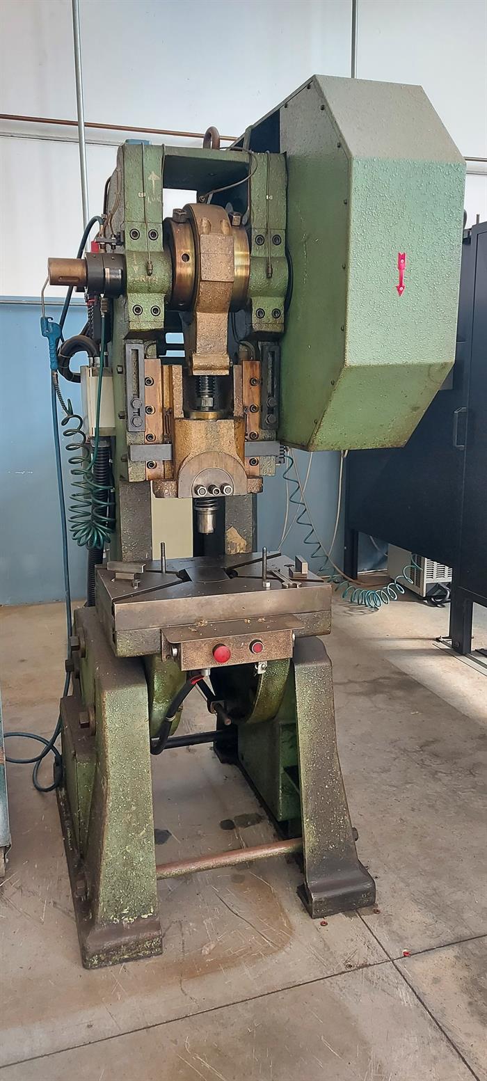 Pressa-da-officina-pressa-idraulica-da-150-tonnellate in vendita in ...