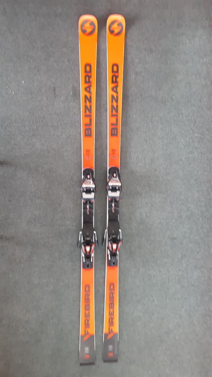 Completo-sci-armani-fisi-ea7 in vendita in Sports e hobby in Tutta Italia