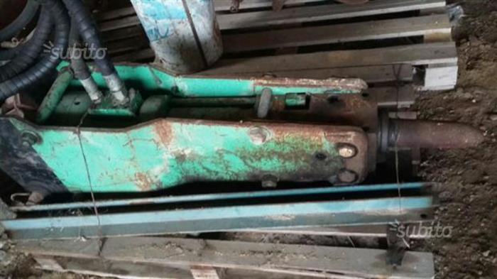 Martello-demolitore-montabert-mod-501 in vendita in Lavoro e servizi in ...