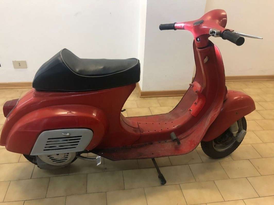 Carter-vespa-50-special-l in vendita in Motori in Tutta Italia