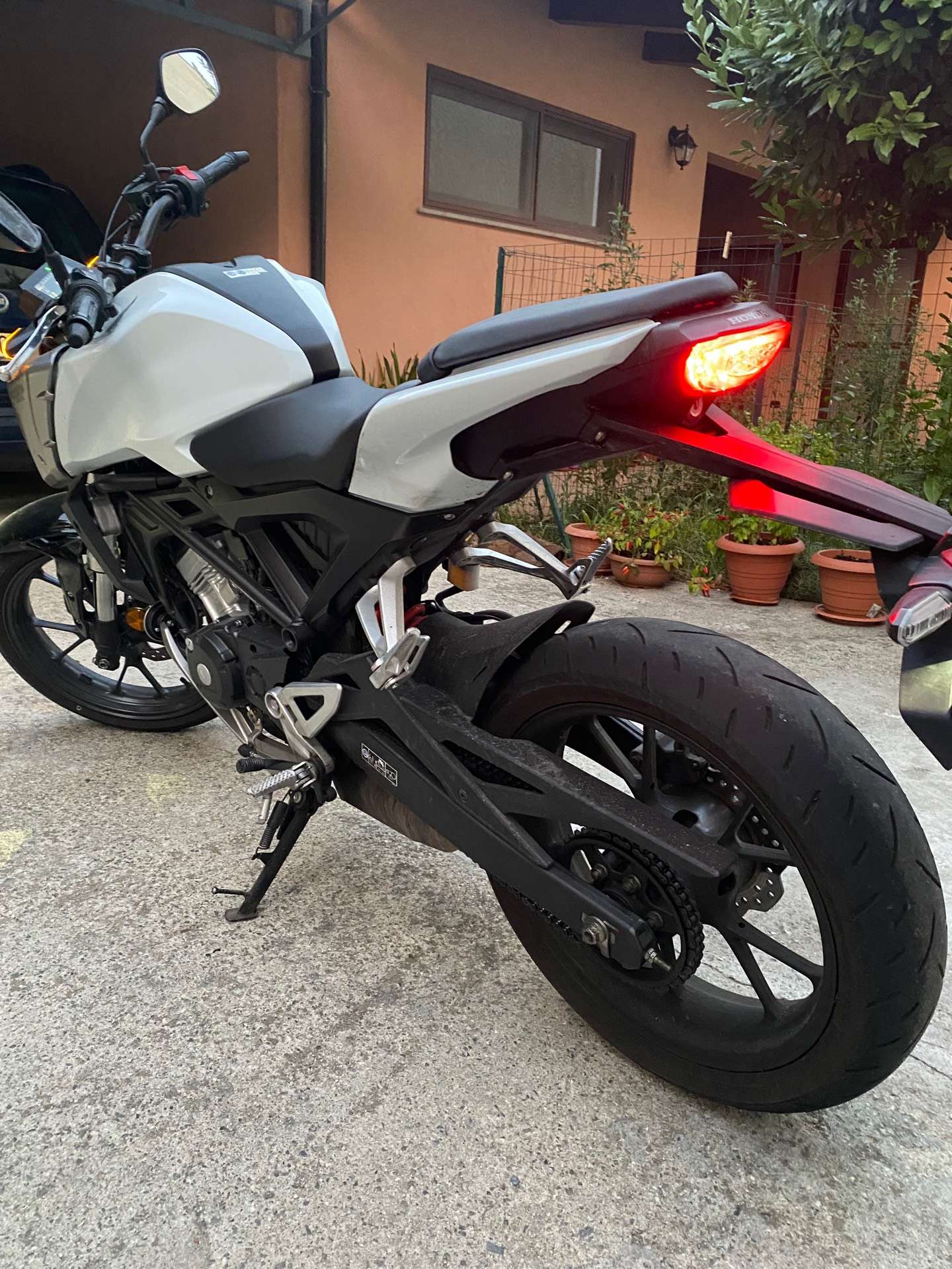 Honda-cb-125-r-2020 in vendita in Motori in Tutta Italia