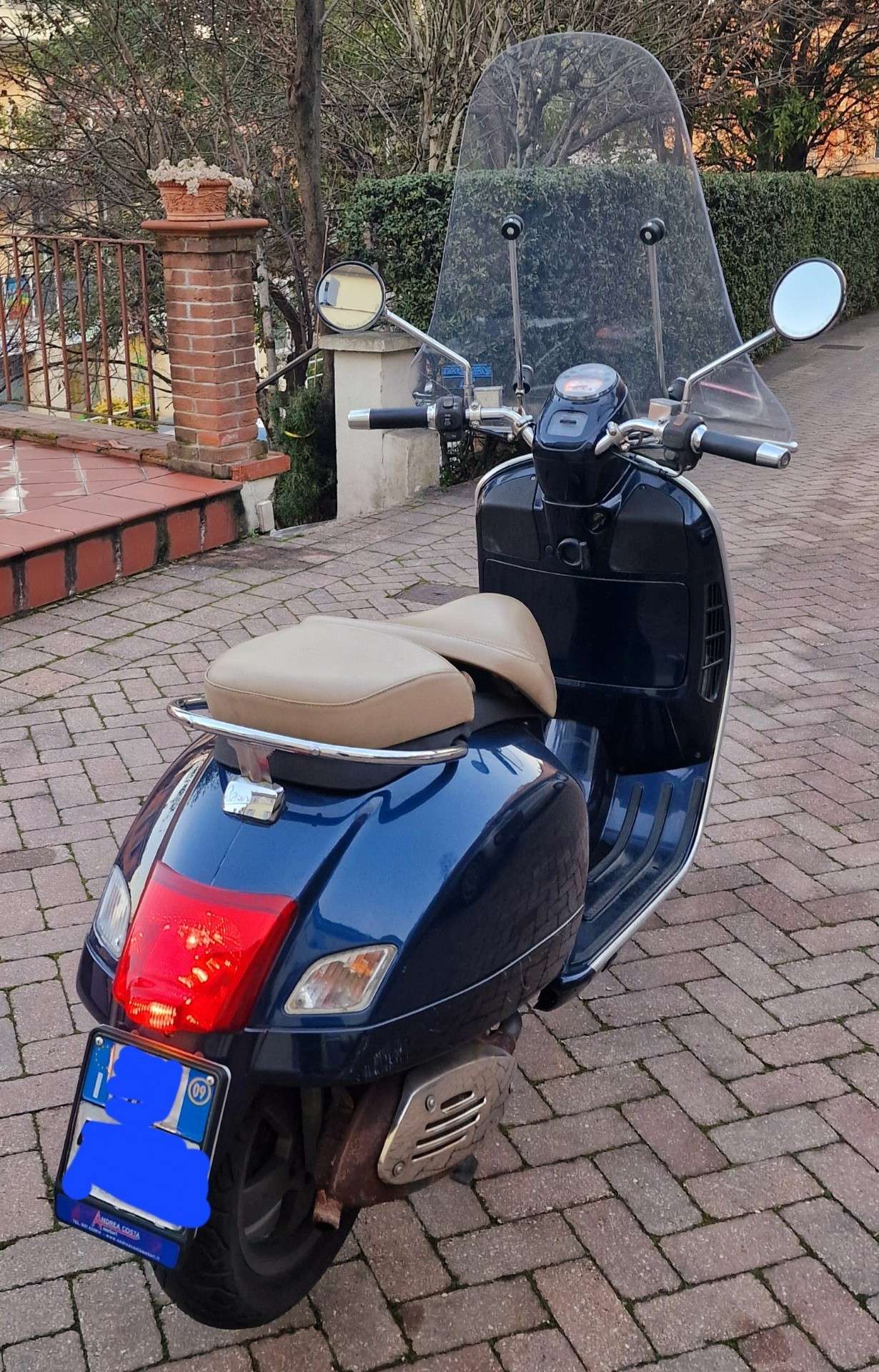 Vespa-250-gtv-faro-basso in vendita in Motori in Tutta Italia