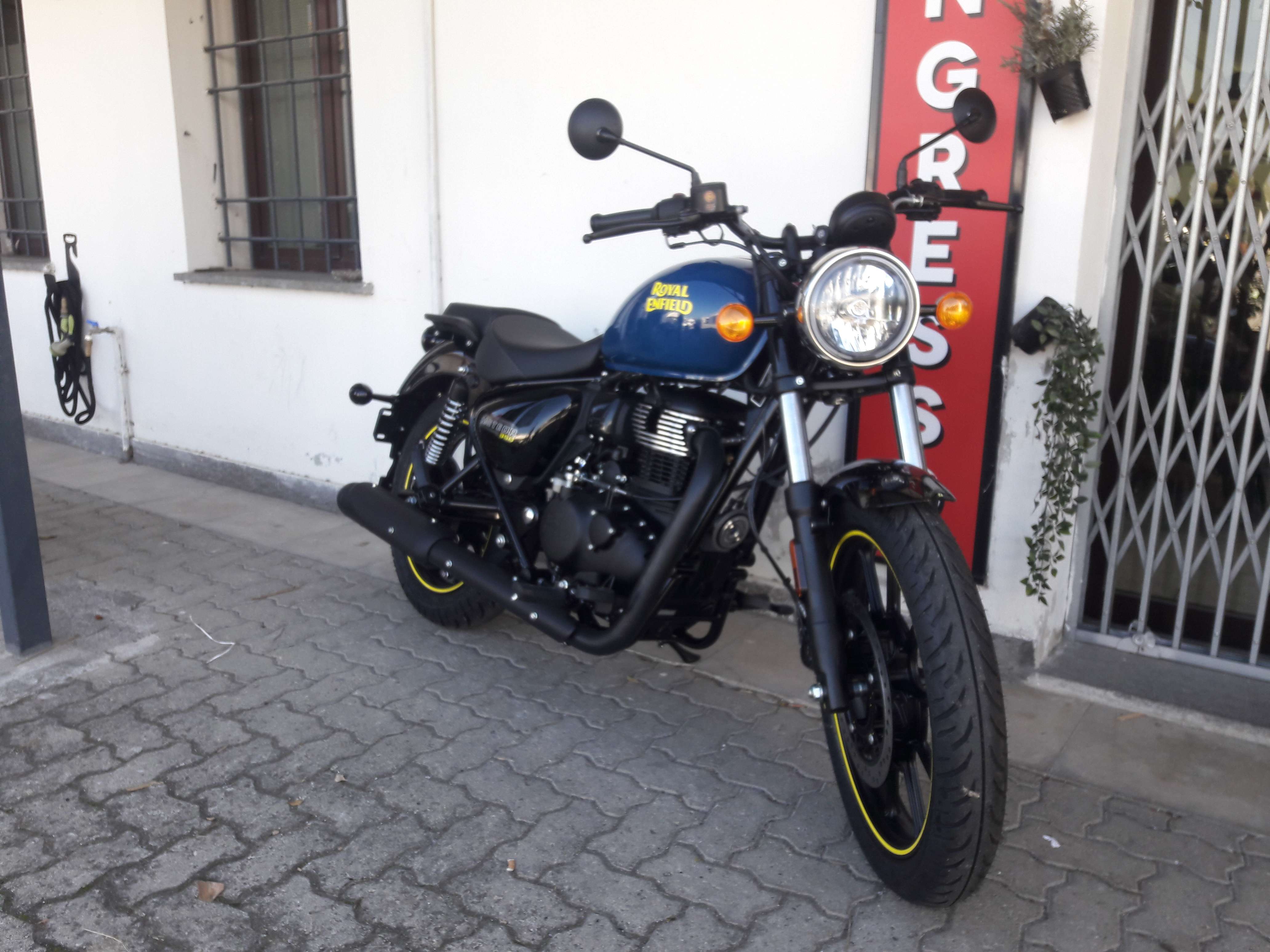 Royal Enfield Meteor 350 Fireball Matt Green In Vendita In Motori In